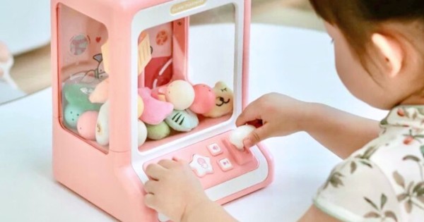 Kids Claw Machine with Lights Sound Gift Electronic Small Catching Doll ...